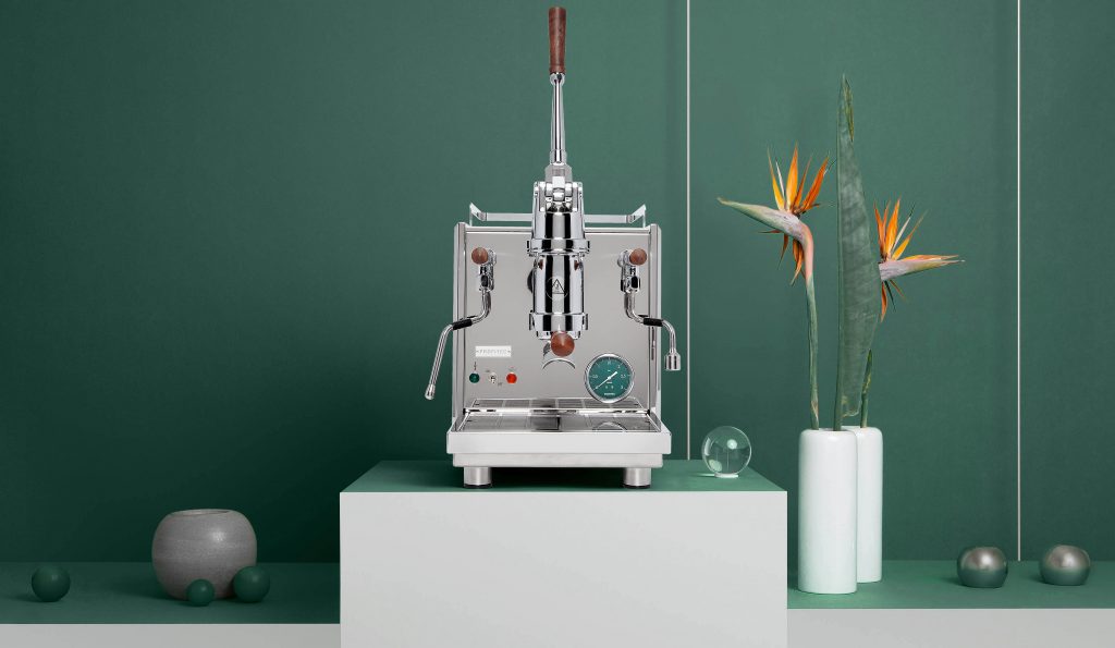 The benefits of a lever-style espresso machine | Quality Coffee Systems